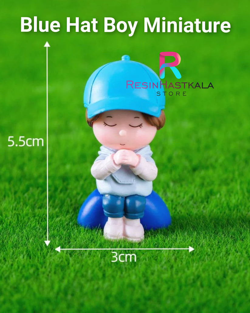 Blue Hat Boy Miniature – Resinhastkala Store